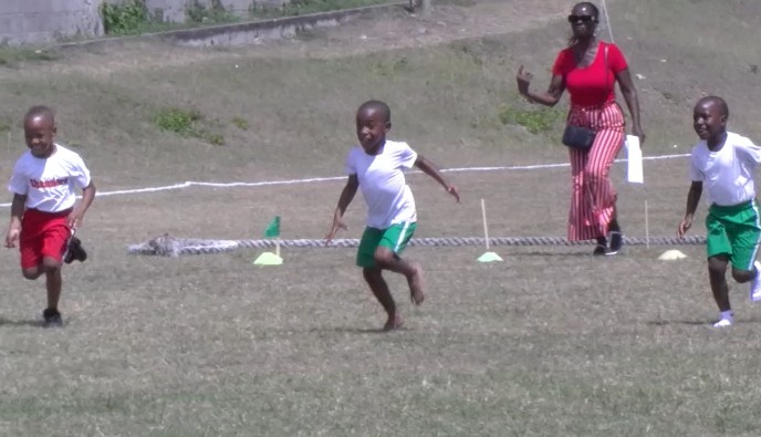Athletics : Red House Wins At V & J’s Sports Meet – NevisPages.com